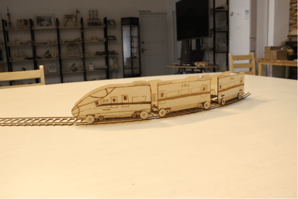 Laser Education - A train inventor | Thunder Laser